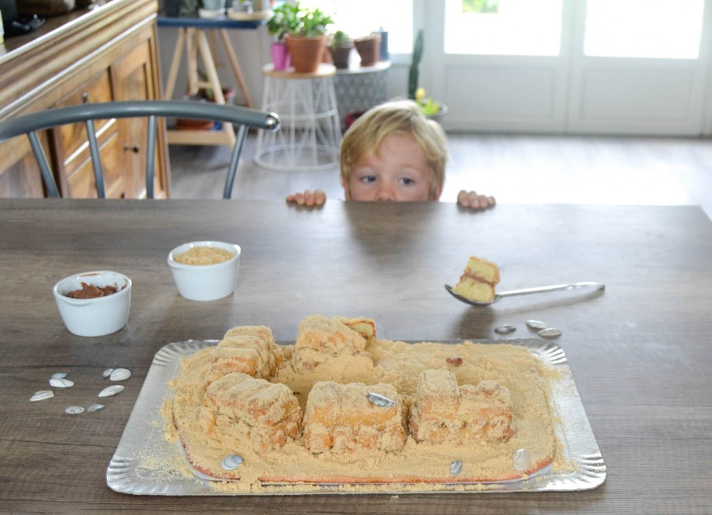 Faire un gâteau château de sable - Maman à Tout Faire